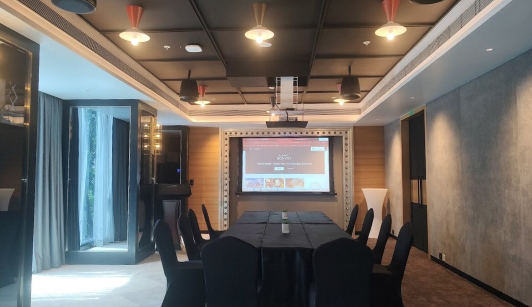 Moxy Marriott Hotel, India | Crown Audio - Professional Power Amplifiers | English