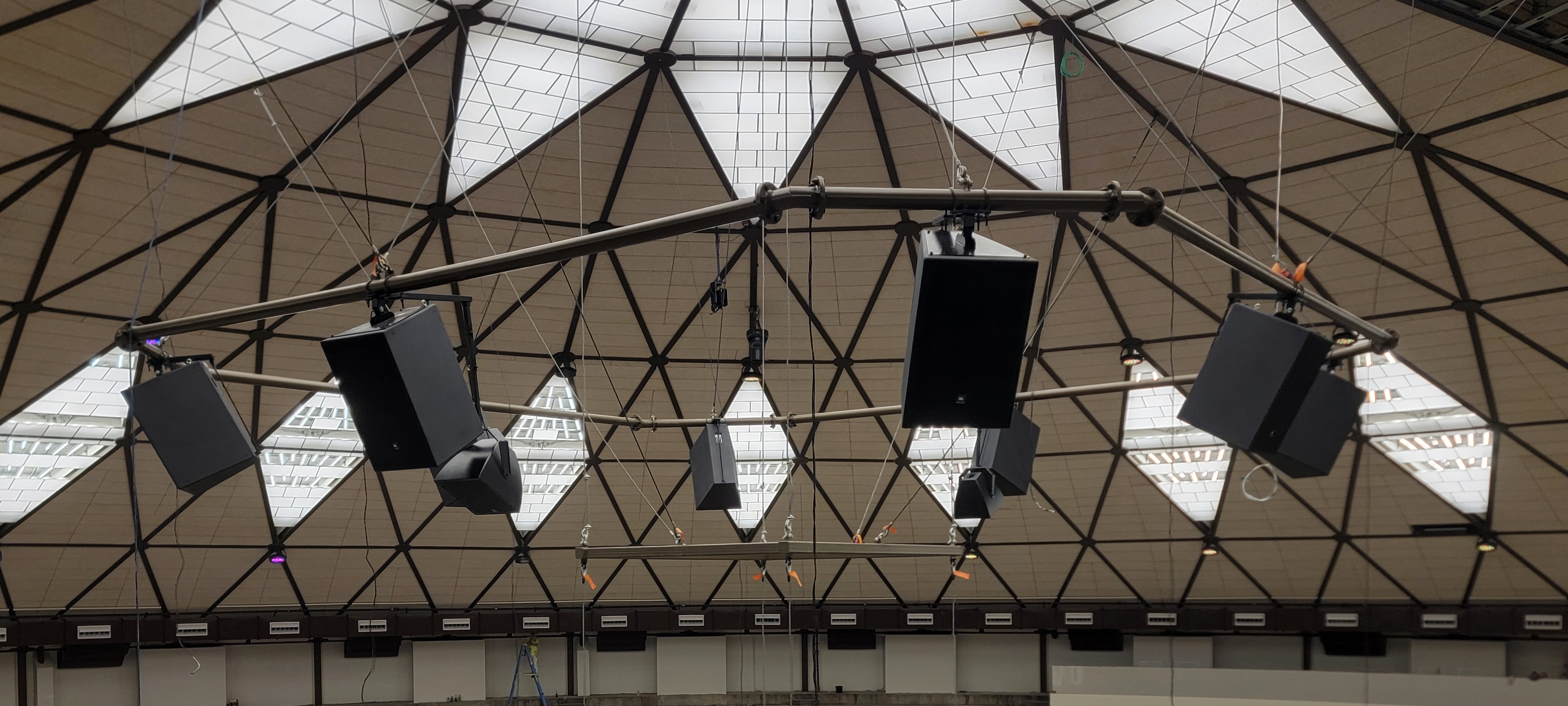 Dobyns-Bennett Gym, North America | HARMAN Professional Solutions