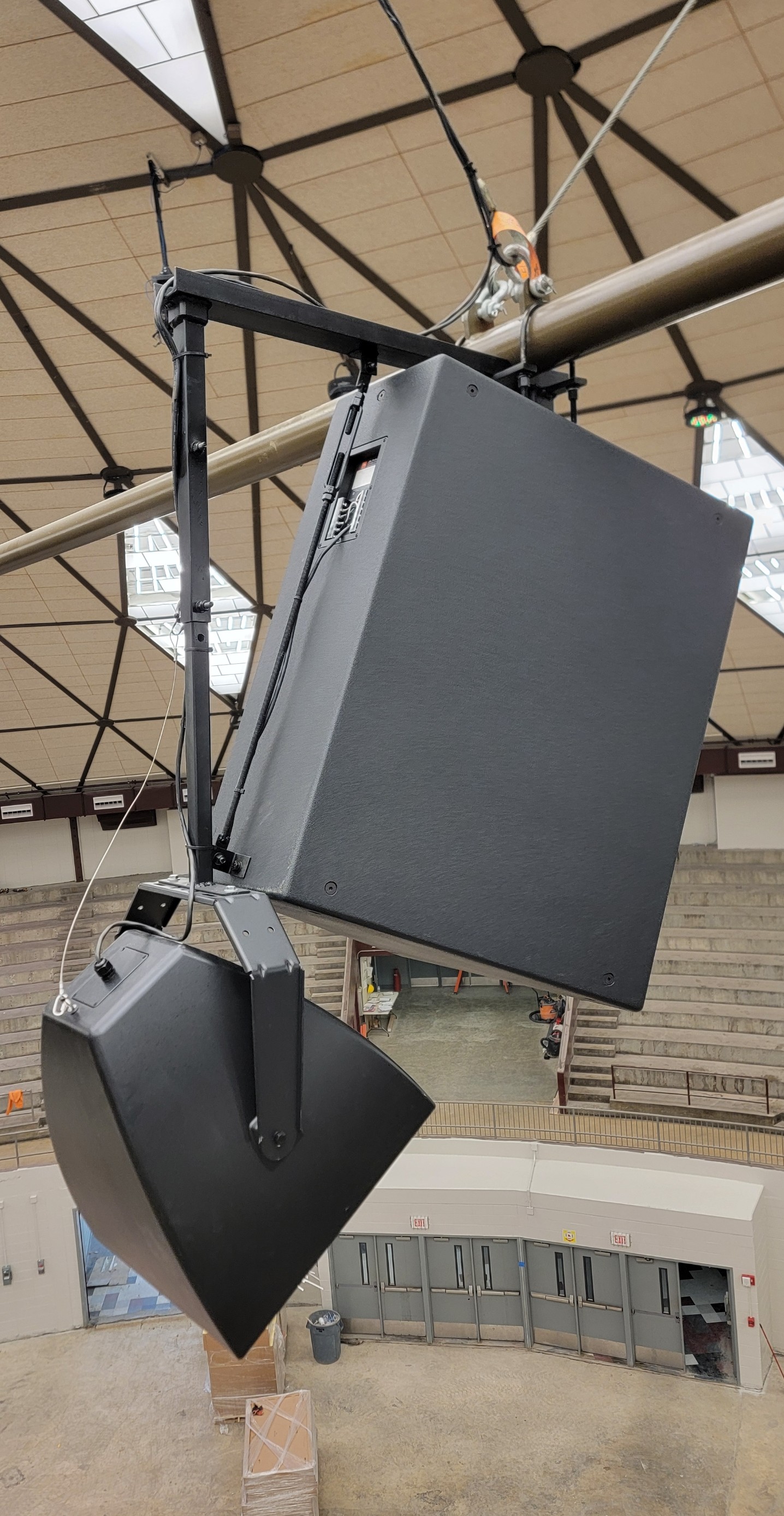 Dobyns-Bennett Gym, North America | HARMAN Professional Solutions