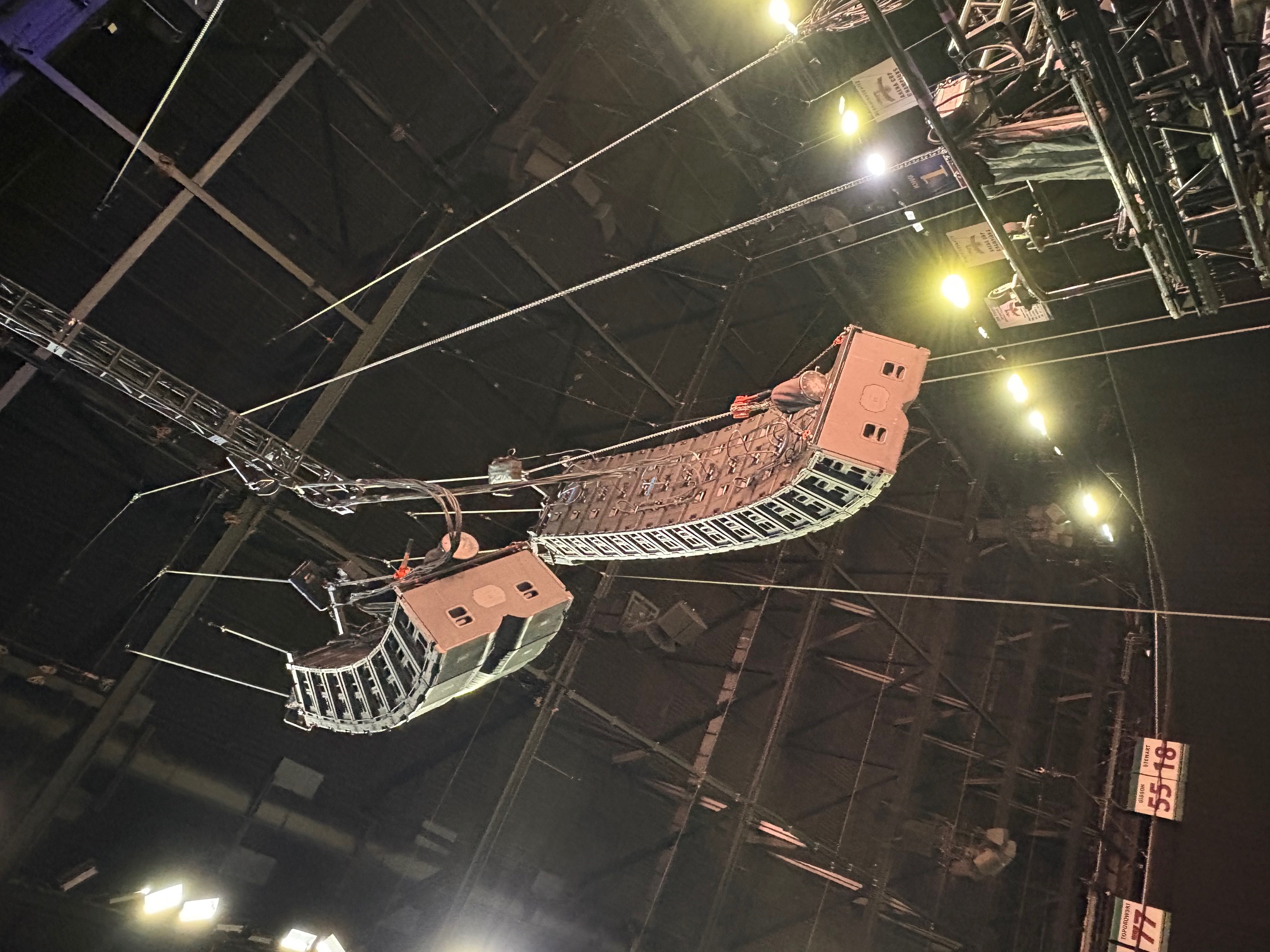 Case Study: Heart’s Royal Flush Tour, North America | Crown Audio ...